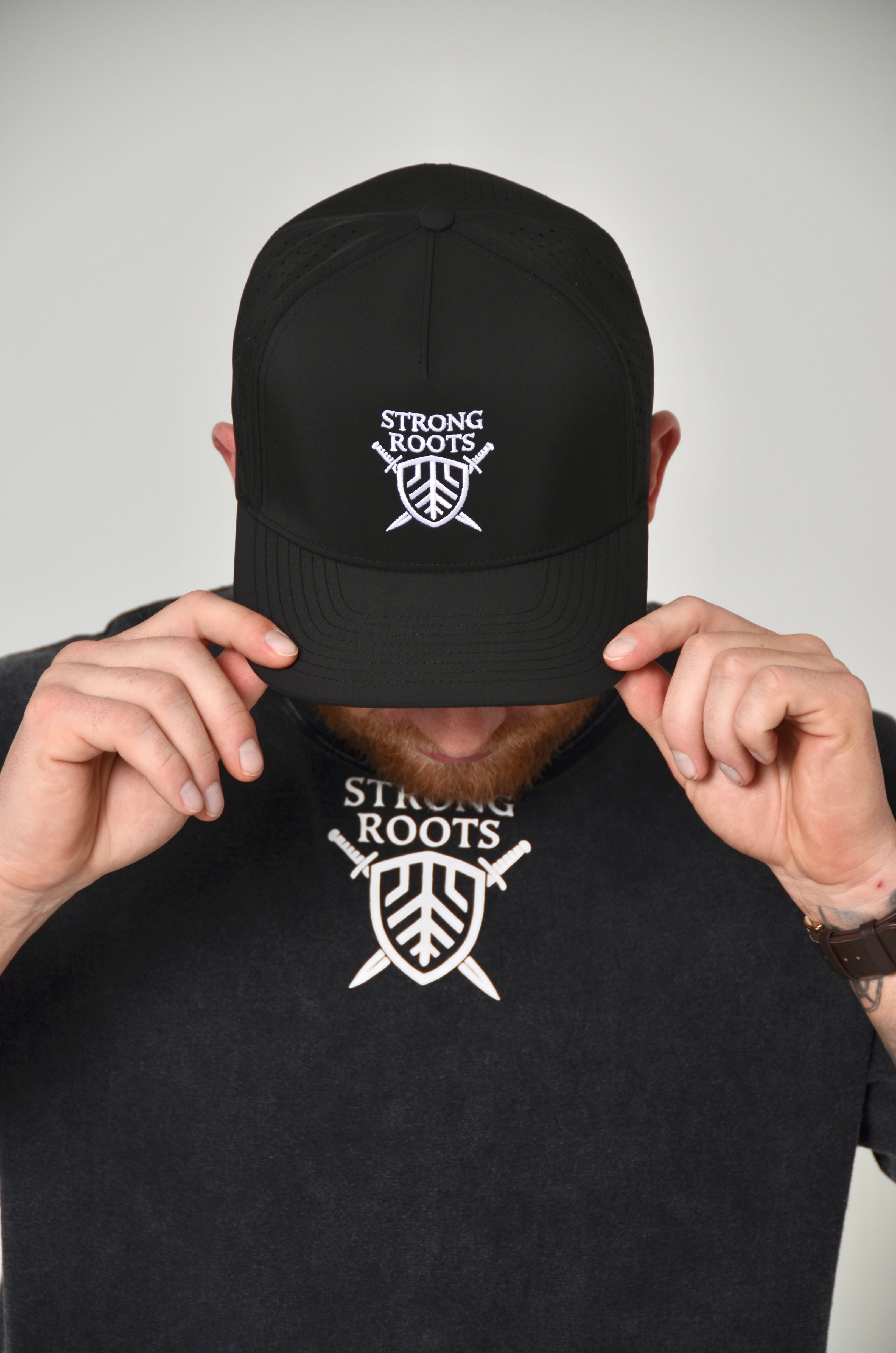 Strong Roots Performance Adjustable Hat – Black